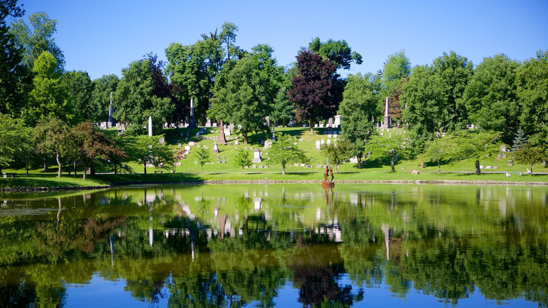 Discover the Artistry Making These Historic Cemeteries Worth the Stop